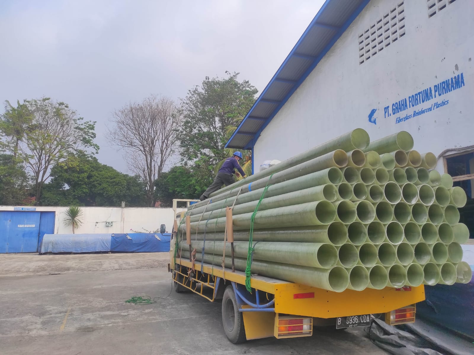 FRP Pipe - PT.GRAHA FORTUNA PURNAMA